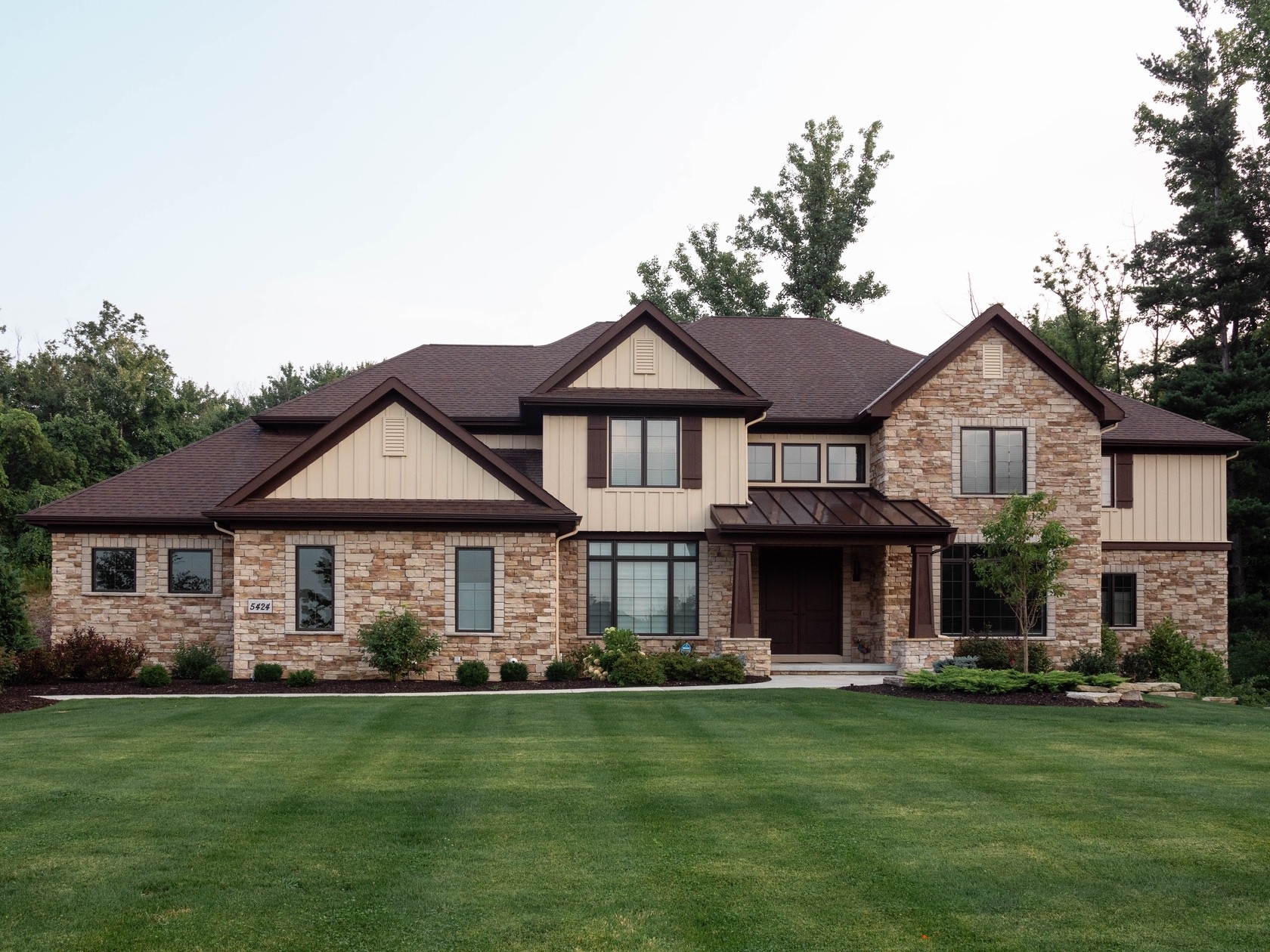 Summit Ledge | Products | Paragon Stone Architectural Stone Veneers