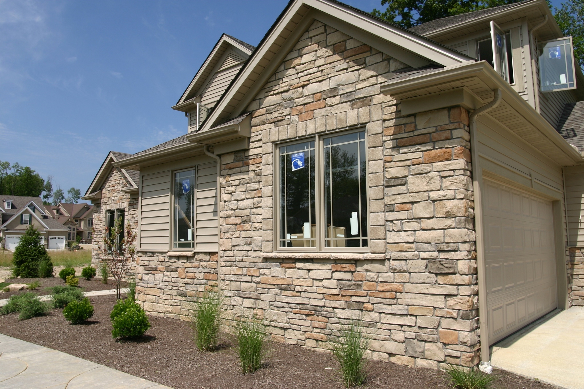 Summit Ledge | Products | Paragon Stone Architectural Stone Veneers
